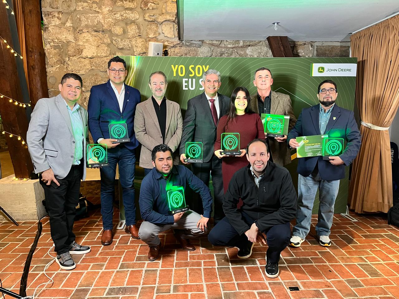 Clientes de Agroequipos del Valle destacan en Smart Farm John Deere ...
